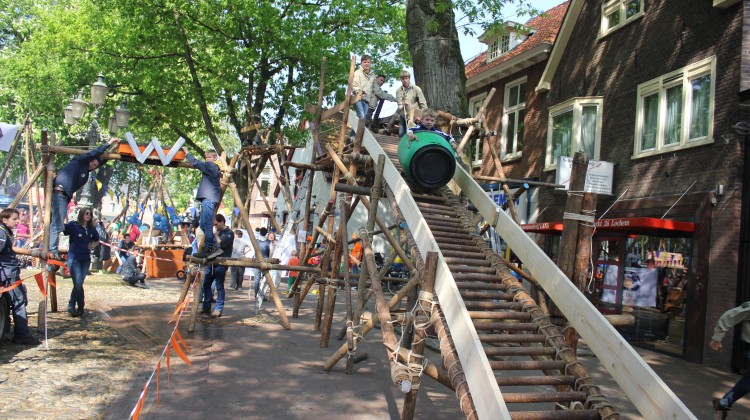 Koningsdag in Lochem keert terug naar het centrum | LokaalGelderland