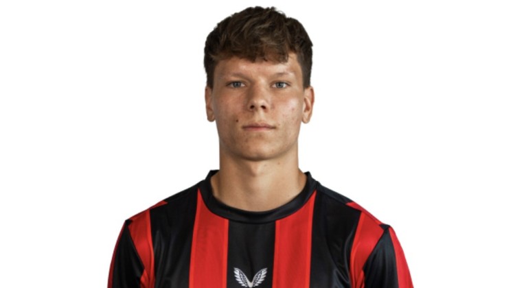 Lochemse Jort Ribbers maakt zijn debuut bij FC Twente | LokaalGelderland